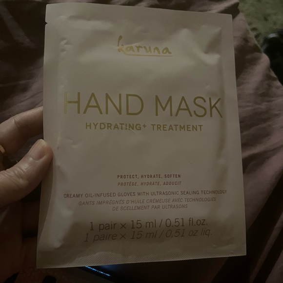 Karuna | Skincare | Karuna Single Hand Mask | Poshmark